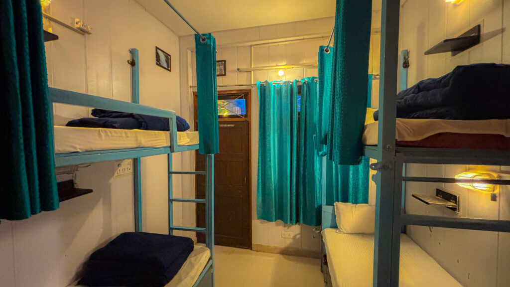 Traveler Reviews: Best Hostels in Tapovan for a Memorable Stay - Skyard ...