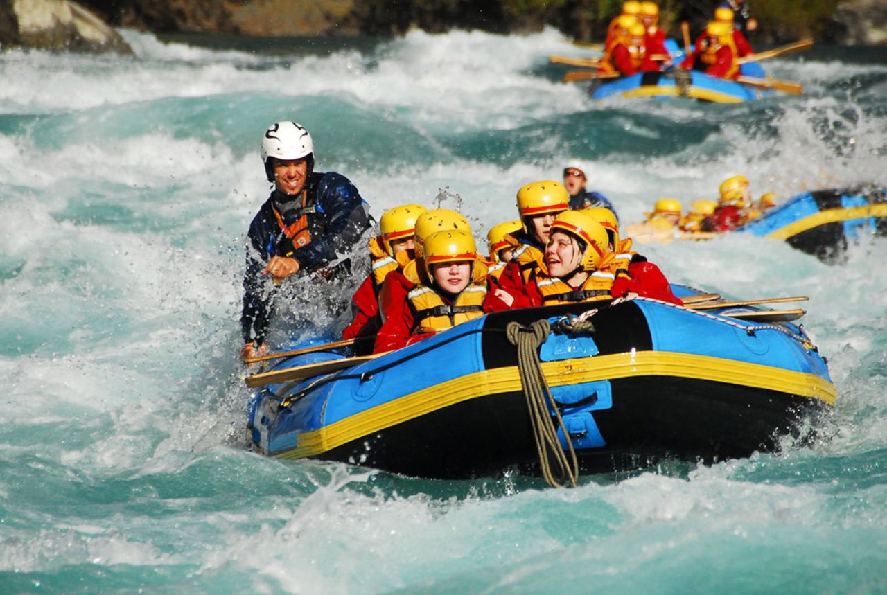 Intermediate Rafting (16 km)- River Rafting in Rishikesh - Skyard ...